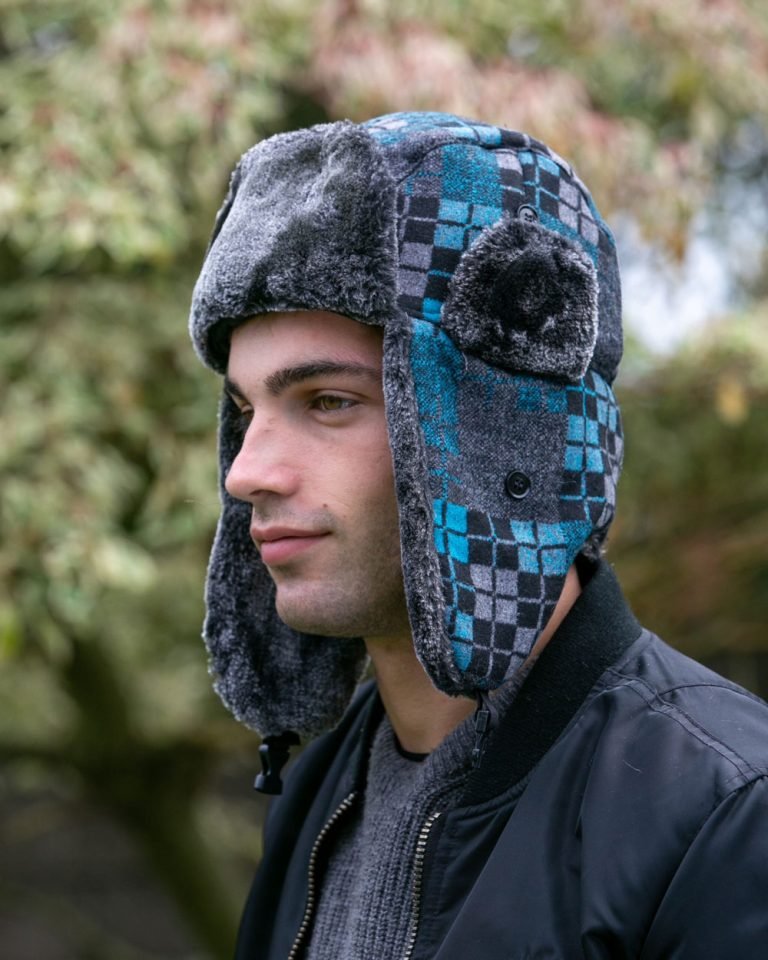Ushanka vs. Trapper Hat: A Detailed Comparison of Two Winter Hats ...